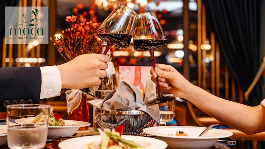 The Definitive Guide: Understanding the Differences Between Fine Dining ...